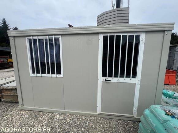 Prodaje se Algeco 4.00 M X 2.40 M stambeni kontejner na aukciji