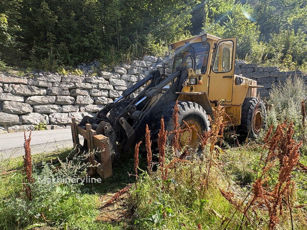 Prodaje se Volvo BM L90 Hjullaster, 22 316 t, skuffe og pallegafler prednji utovarivač na aukciji