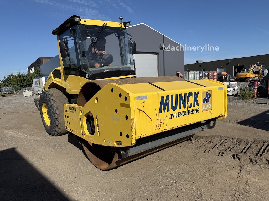 BOMAG BW219DH kompaktor s jednim valjkom