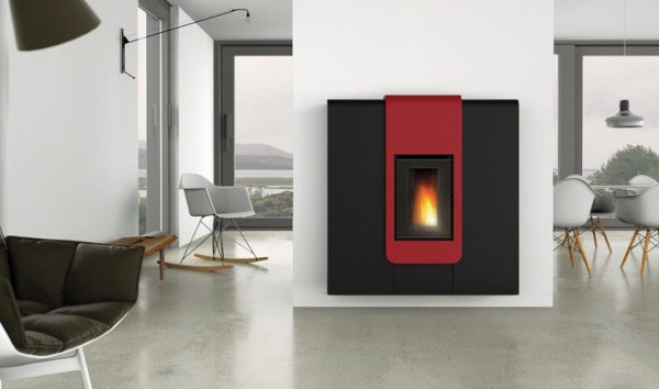 CALUX XILA AIR 9 8 kW CRVEN vazdušna peć na pelet