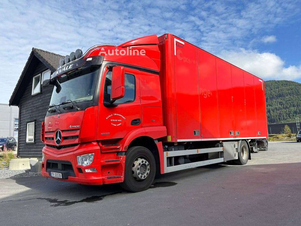 Prodaje se Mercedes-Benz Actros 1833 skapbil/distribusjonsbil, 18 paller - EU godkjent ti kamion furgon na aukciji