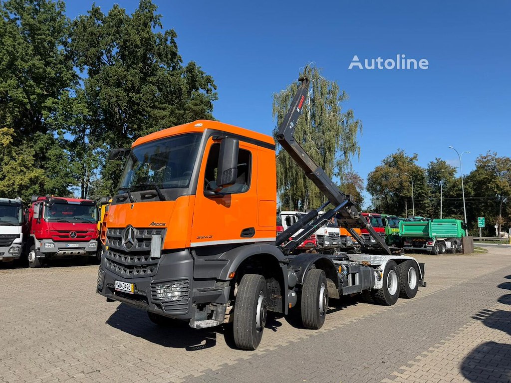 Mercedes-Benz Arocs 3242 kamion rol kiper