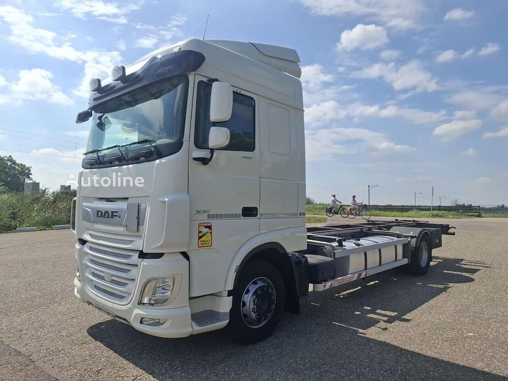 DAF XF 480 FA vozilo za prevoz kontejnera