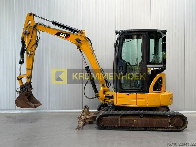 Mini bager
Caterpillar 303.5 CR