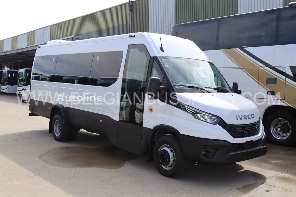 Novi IVECO Daily line / Vendor / A65C18 / Airco / Automatic / Electric door putnički minibus