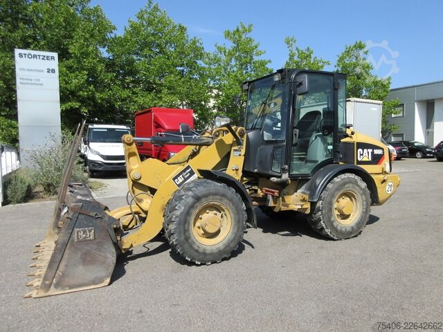 Utovarivač na točkovima
caterpillar 906H2 Radlader, Schaufel + Gabel
