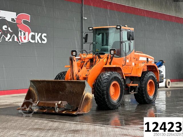 Utovarivač na točkovima
DOOSAN DL 200 inkl. Schaufel & Gabel Bj.2013 107kW