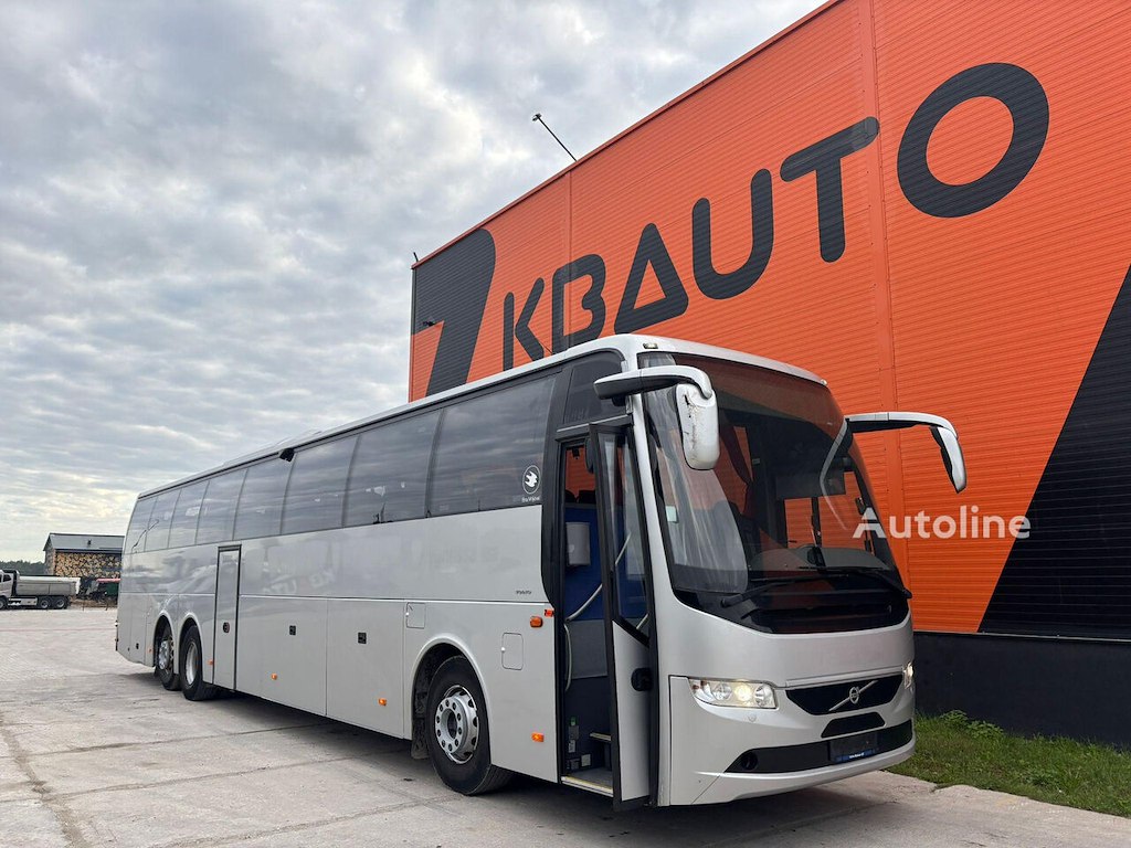 Volvo B8R 9700H 6x2*4 61 SEATS / AC / AUXILIARY HEATING / WC turistički autobus