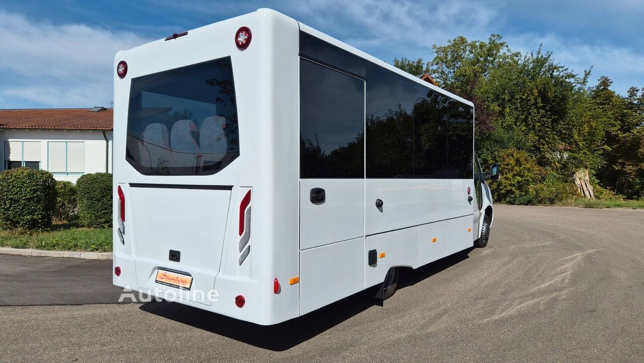 Novi Mercedes-Benz 30 Sitzer Schul- Transferbus 519 Lagerfahrzeug gradski autobus