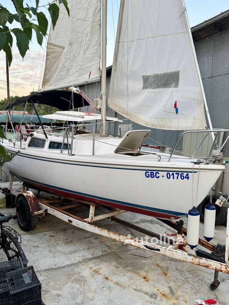 Katalina22 jedrilica