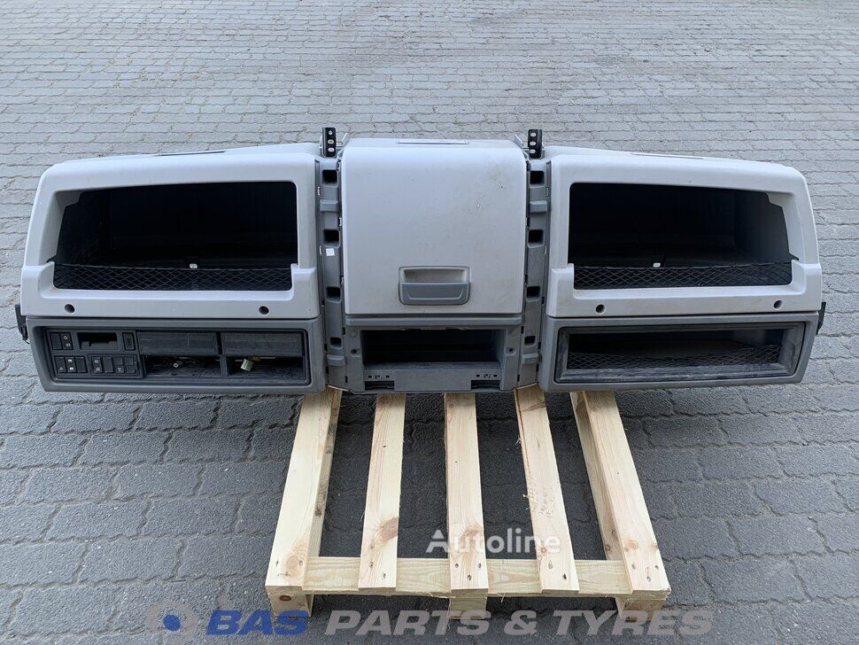 Renault Storage space 7484554101 pretinac za rukavice za Renault kamiona