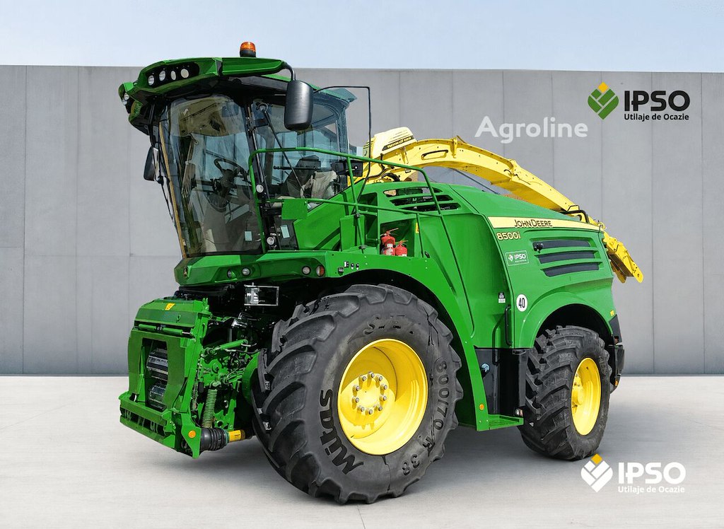 John Deere SPFH 8500 krmni kombajn