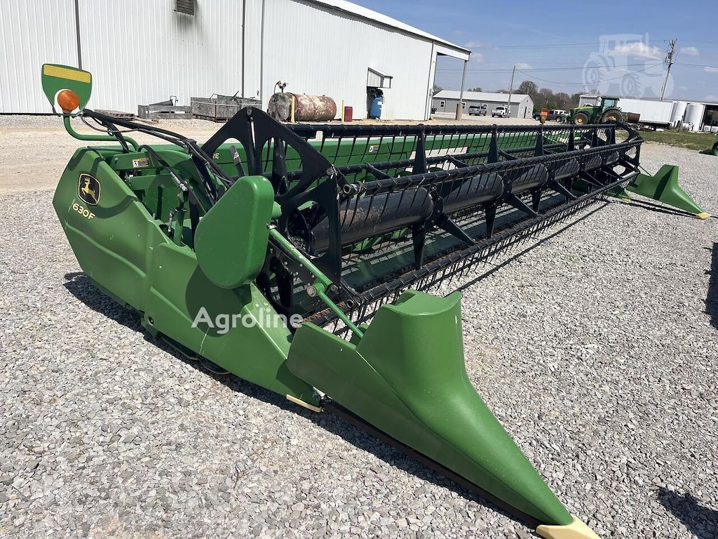 John Deere 630F adapter za žito