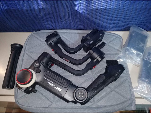 Zhiyun Crane 3 lab