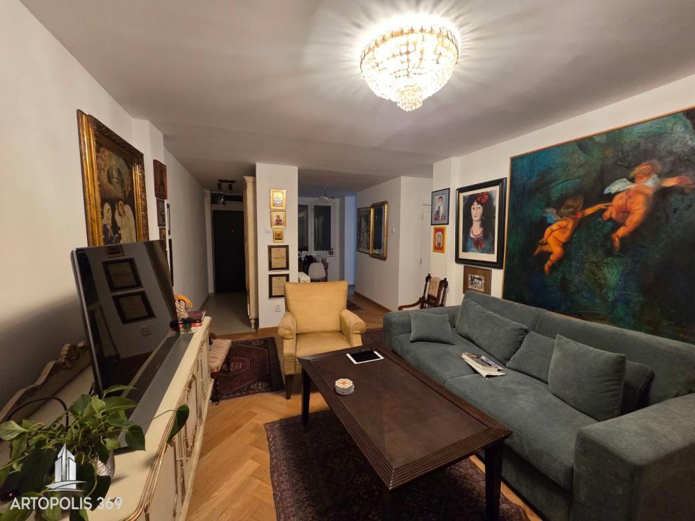 Jedinstven, kompletno renoviran, retko u ponudi ID#1502
340.000 €