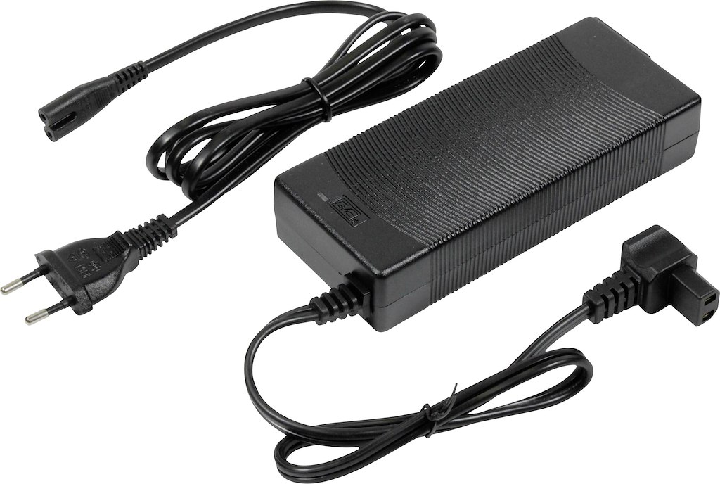 Makita CE00000130 adapter za napajanje sa fiksnim naponom 230 V