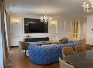 Izdavanje Stan - Beograd, Vračar: Kalenić - Slavija - Cvetni Trg