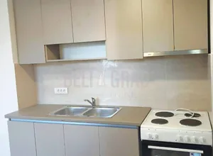 Izdavanje Stan - Beograd, Rakovica: Labudovo brdo