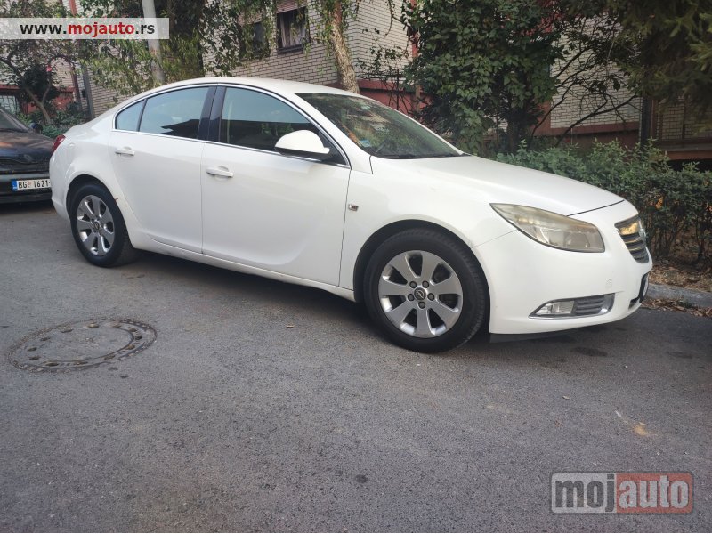 Opel Insignia 1.8 XER