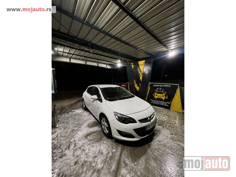 Opel Astra 1.7 CDTI 2014
