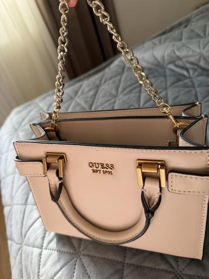 Guess torbica kao nova