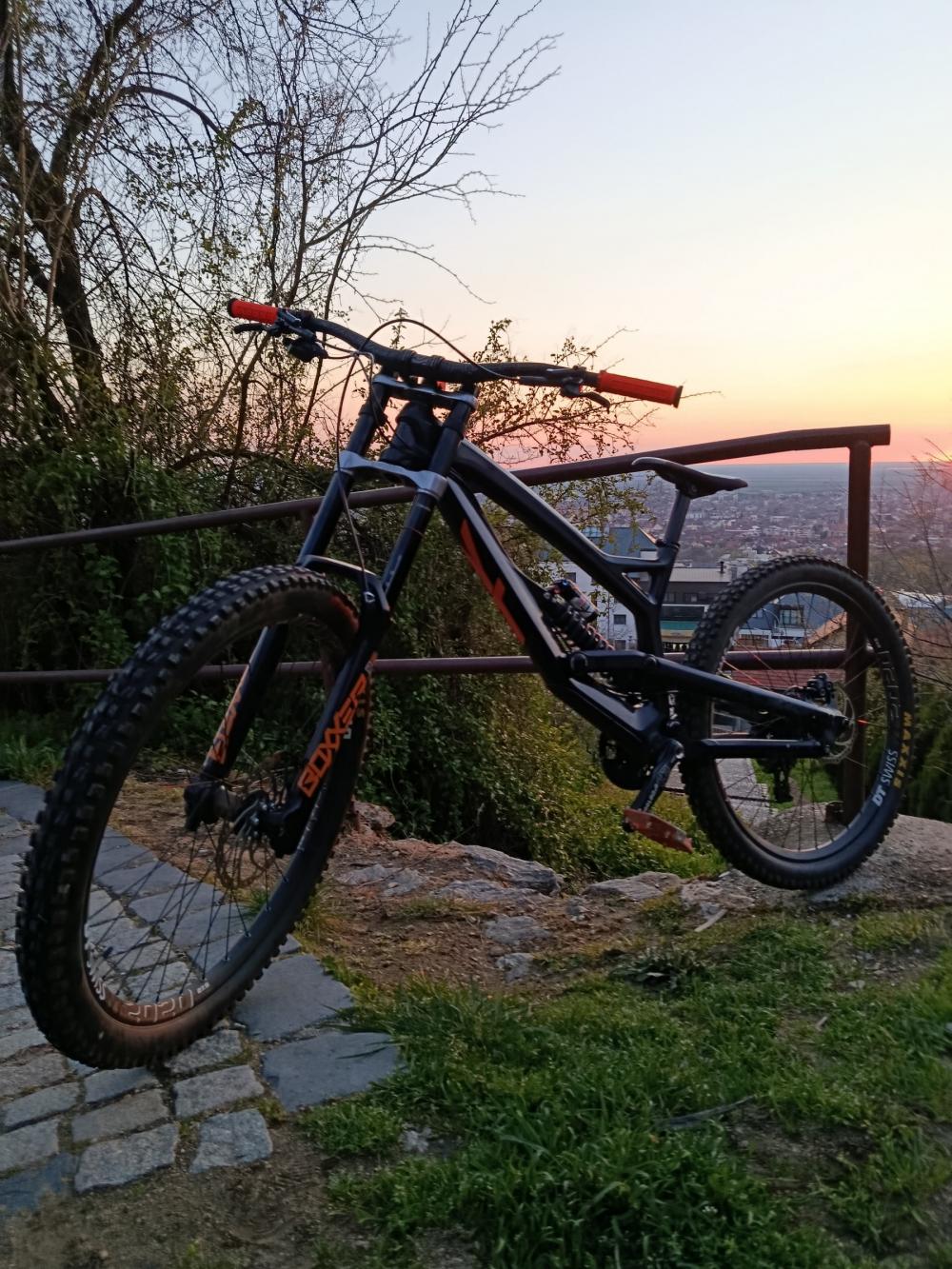 Yt Tues 2016 cf