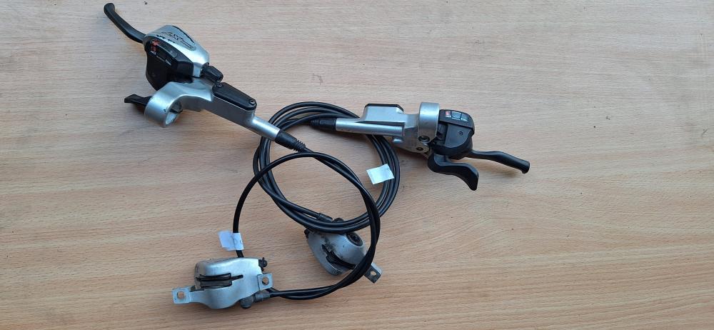 Hidr. kočnice sa integrisanim menjačima Shimano XT