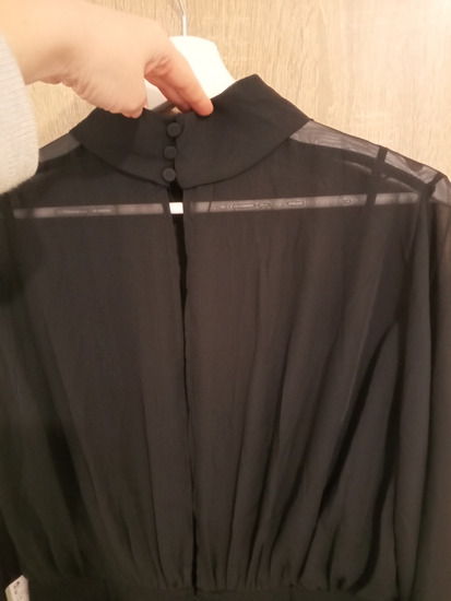   H&M haljina visoka kragna M vel