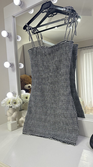Bershka mini haljina