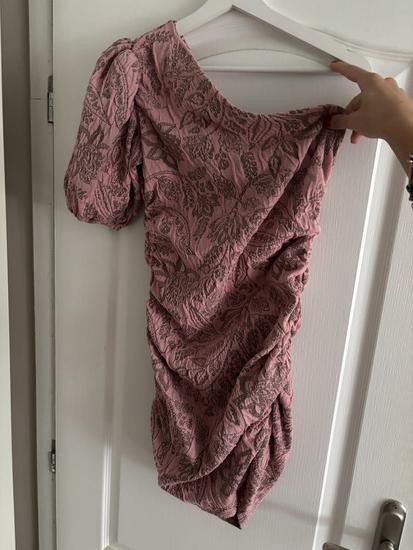 Zara haljina sa puf rukavom