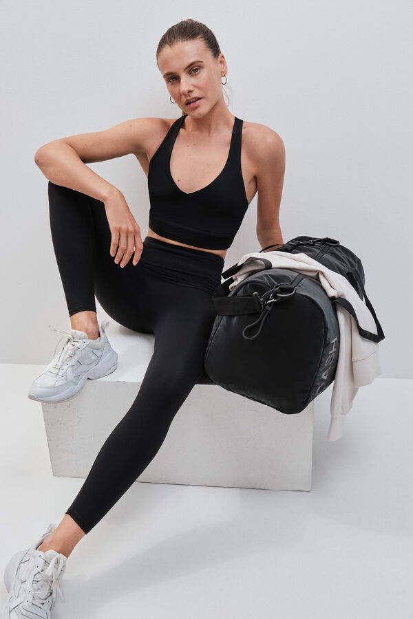 Crna sportska torba "duffle"