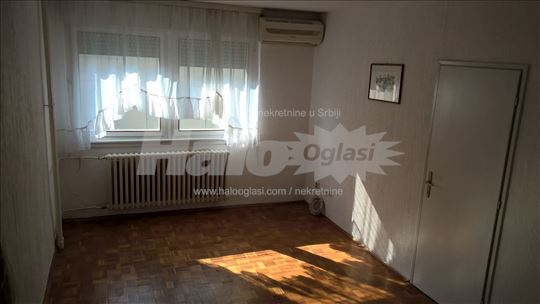Izdajem 1.5 stan Vozdovac Vojvode Stepe kod Vera