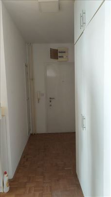 Klare Cetkin, dvosoban, 66m, II/4