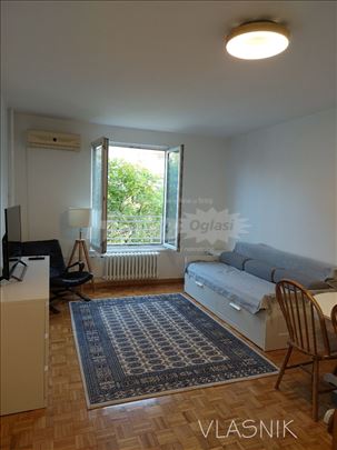 Retenzija, garsonjera, odmah useljiv