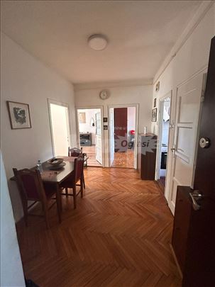 Centar, Savski venac, 2.5 stan - IZDATO