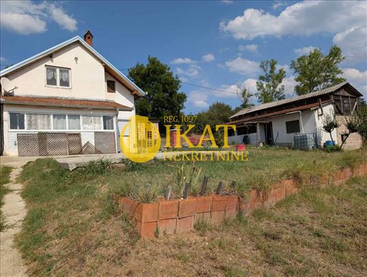 Đurinci, Sopot, Kuća 71m2, plac 24 ari
