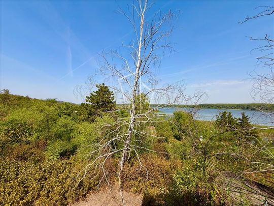 Slankamen, vikendica, pogled na Dunav, mereno 60m2