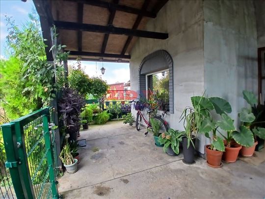 Predivna renovirana kuća 250 m2 na Misi