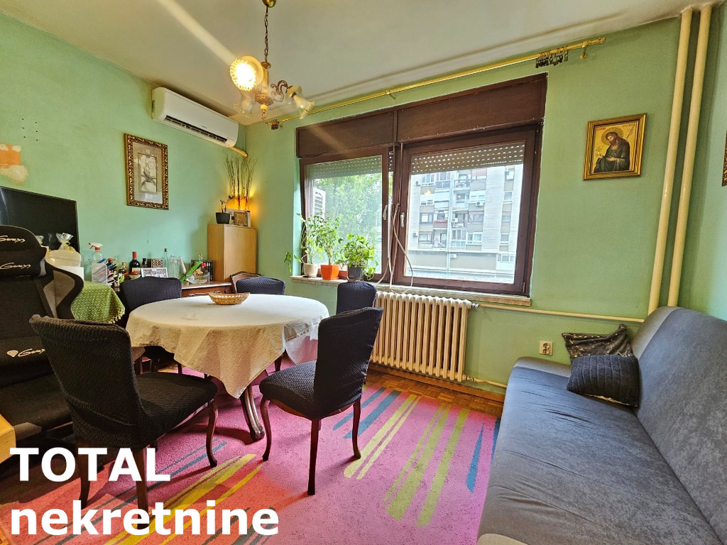 Trosoban stan na prodaju, Bulevar Oslobođenja, Novi Sad, 65m², 1. sprat, 198.000 €