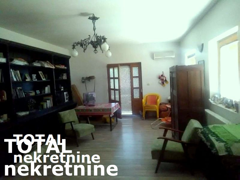 Četvorosoban stan na prodaju, Petrovaradin, Novi Sad, 116m², 197.200 €