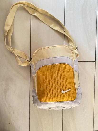 Nike torbica patika