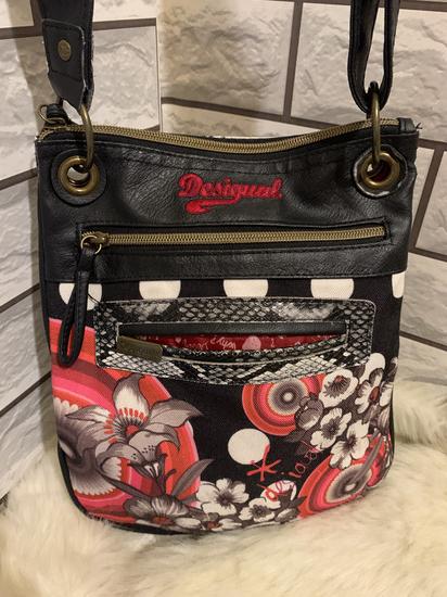 Desigual torbica