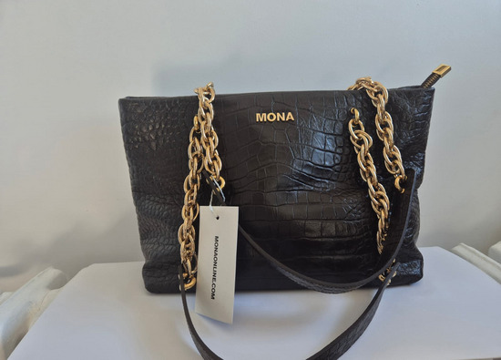 Mona nova torba sa zlatnim lancem