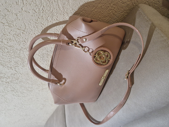 Le petit jolie torba