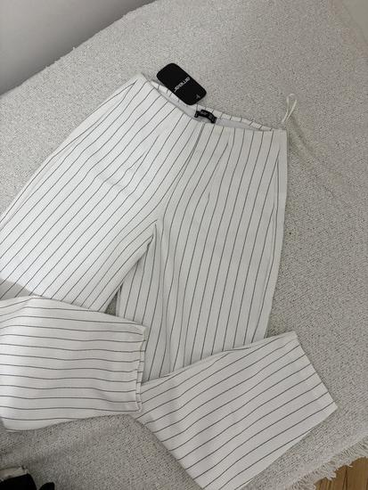 Pantalone nove