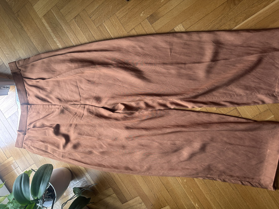 Mango pantalone