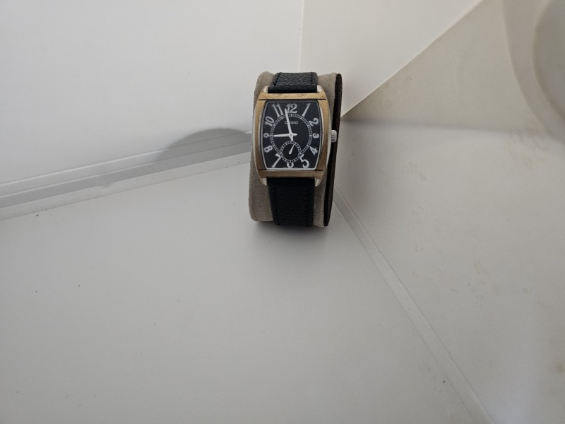 Stari sat CASIO