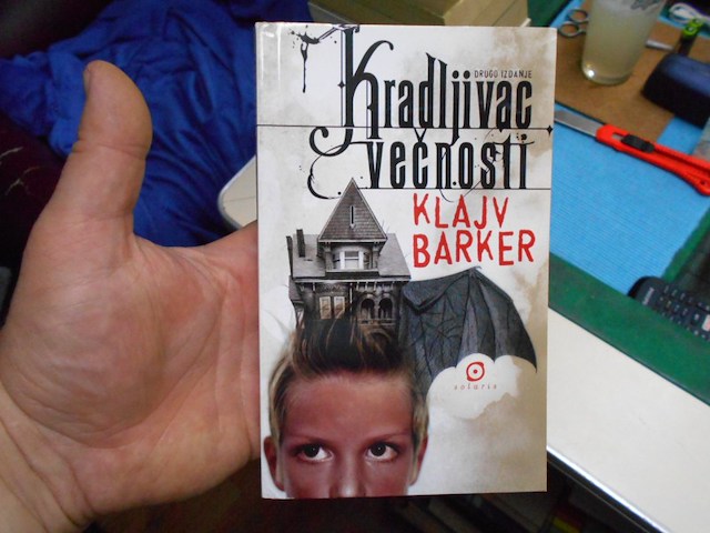 Klajv Barker - Kradljivac večnosti