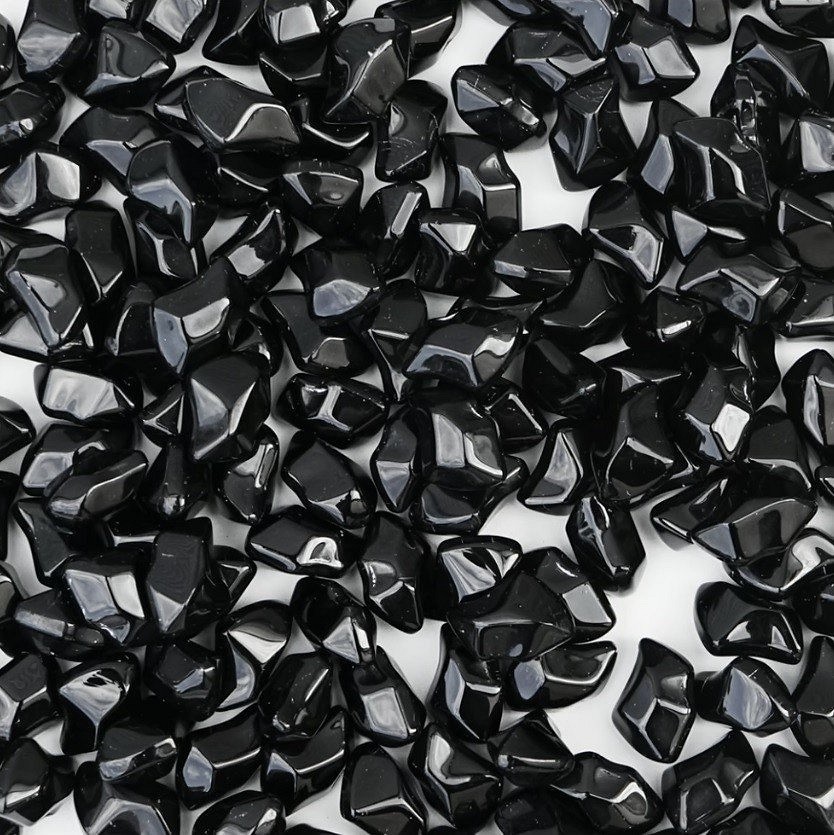 Dekorativno staklo FIRE GLASS Black Crystal za kamine – 1 kg