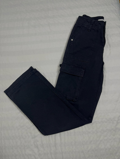 Bershka medium rise cargo straight, 32, KAO NOVE